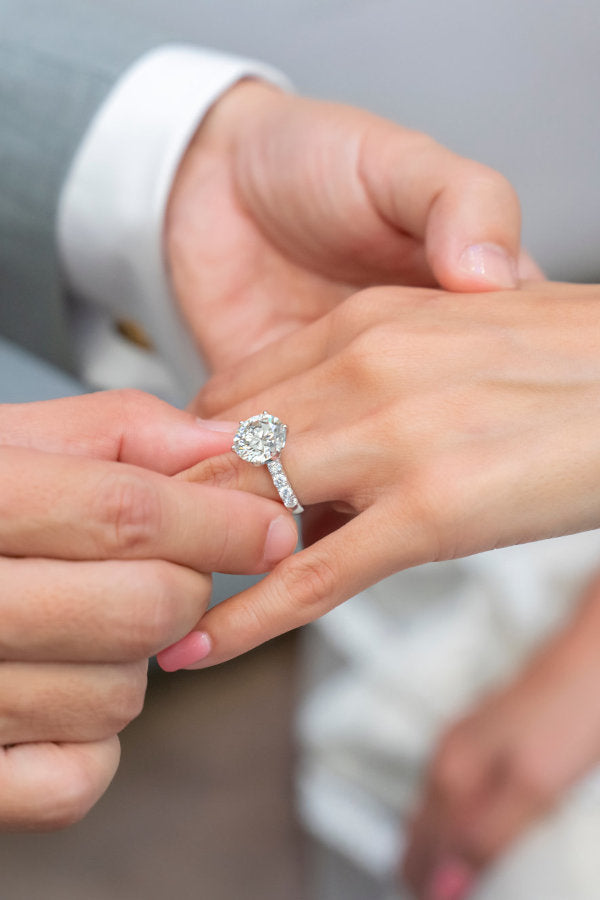 Engagement Rings – Riches Jewelry